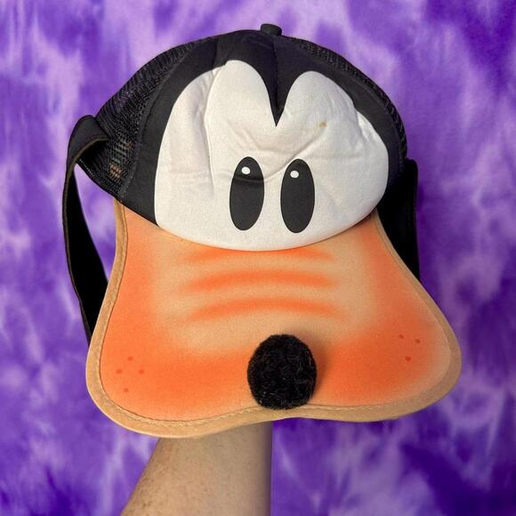 Disney | Accessories | Vintage Disney Goofy Mesh Trucker Hat Made In ...